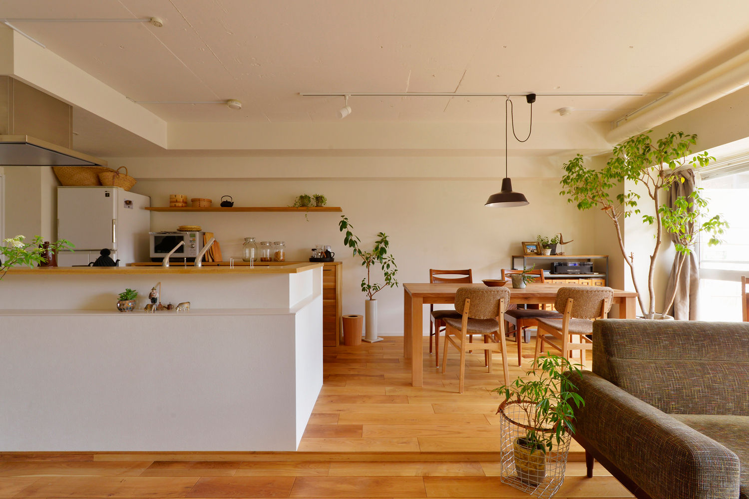 Japanese dining room store