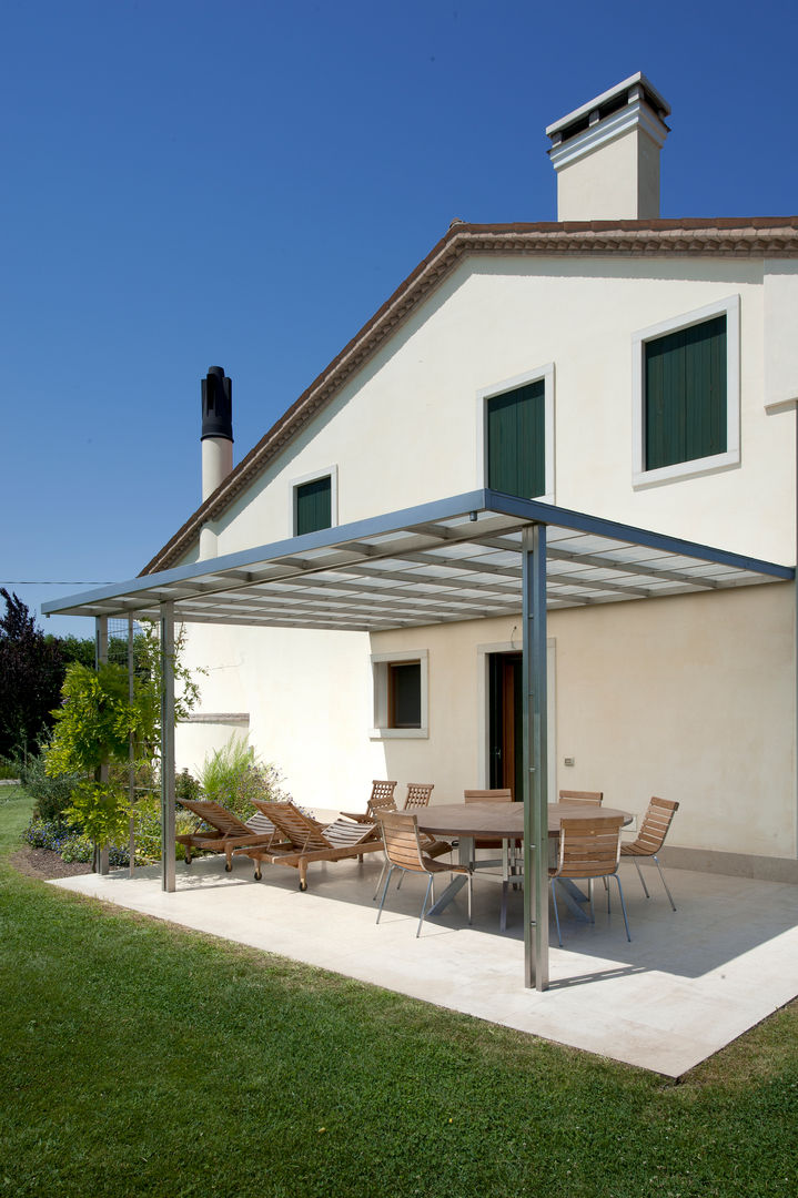 NORMAL outside, FANTASTIC inside | homify