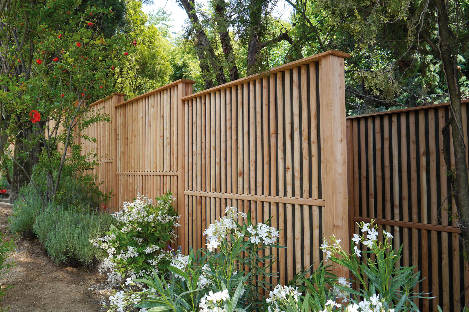 16 Rejas de jardín que tus vecinos van a querer copiar inmediatamente ...