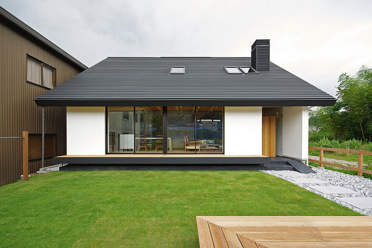 8 Compact Houses for a Small Family | homify