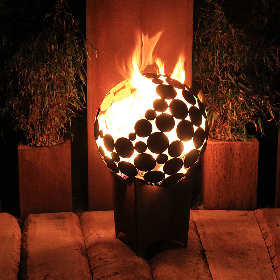 Transform Your Outdoor Space with Inviting Fire Features: Creative ...