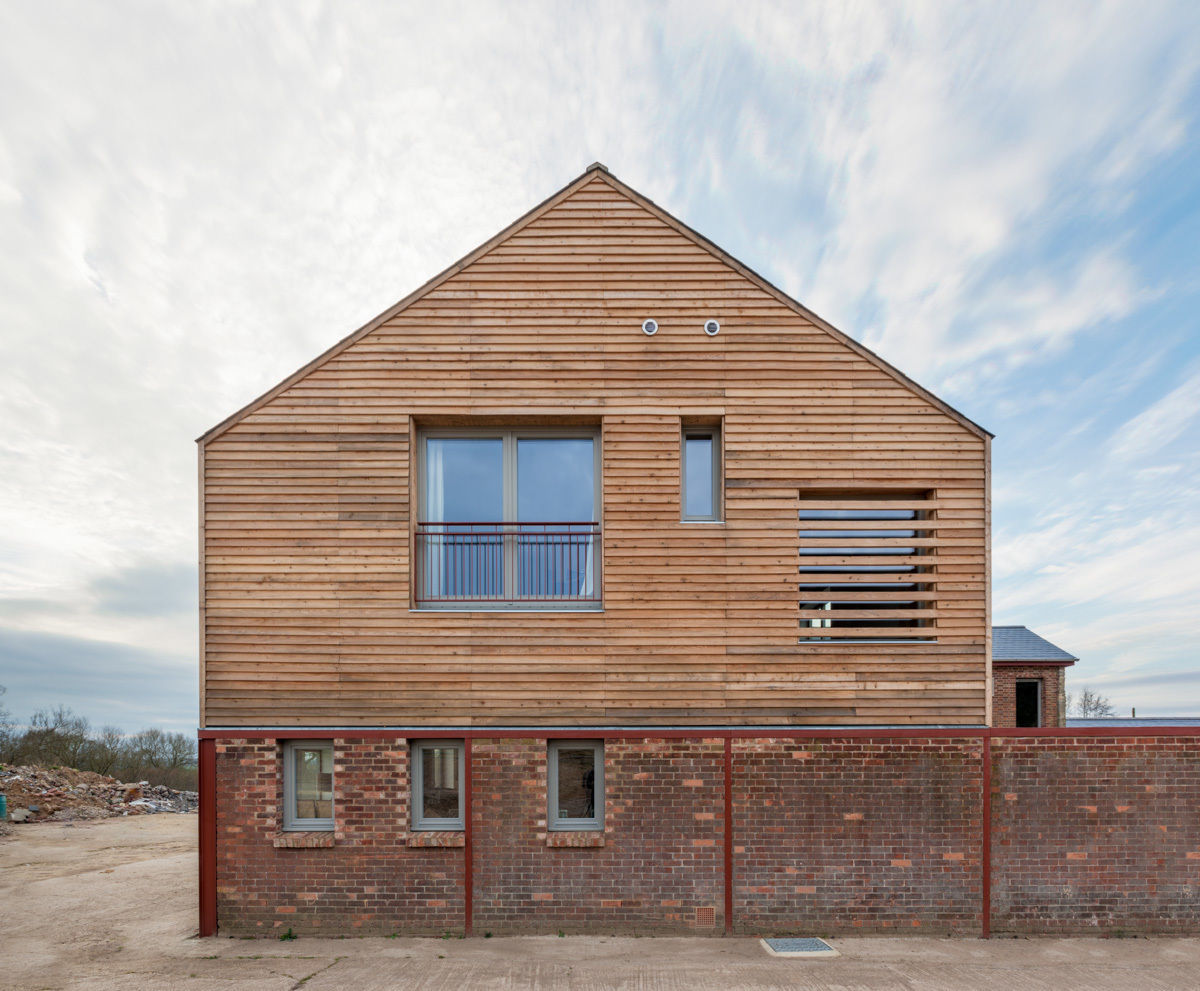 A Terrific Timber Home You'll Fall In Love With | homify