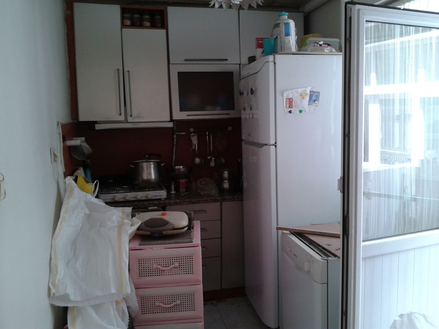 Terrible to terrific: a tiny kitchen gets a revamp | homify