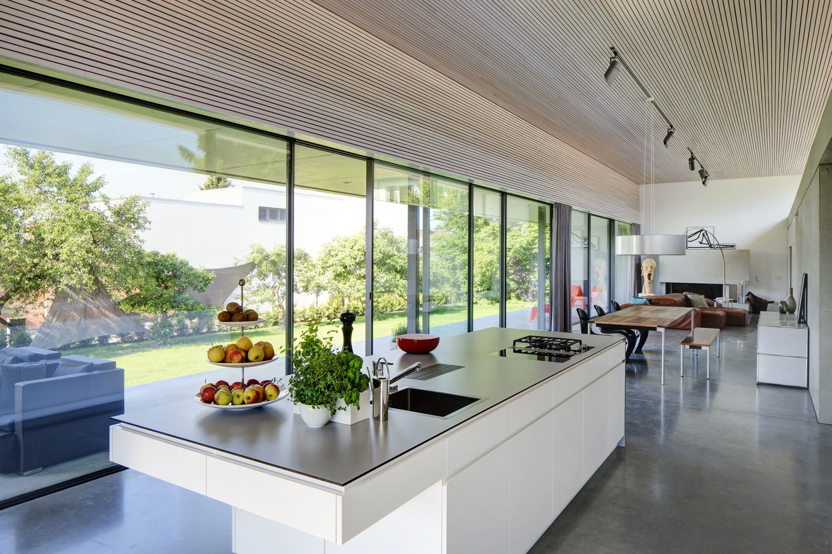 Different materials and colours for kitchen decor | homify