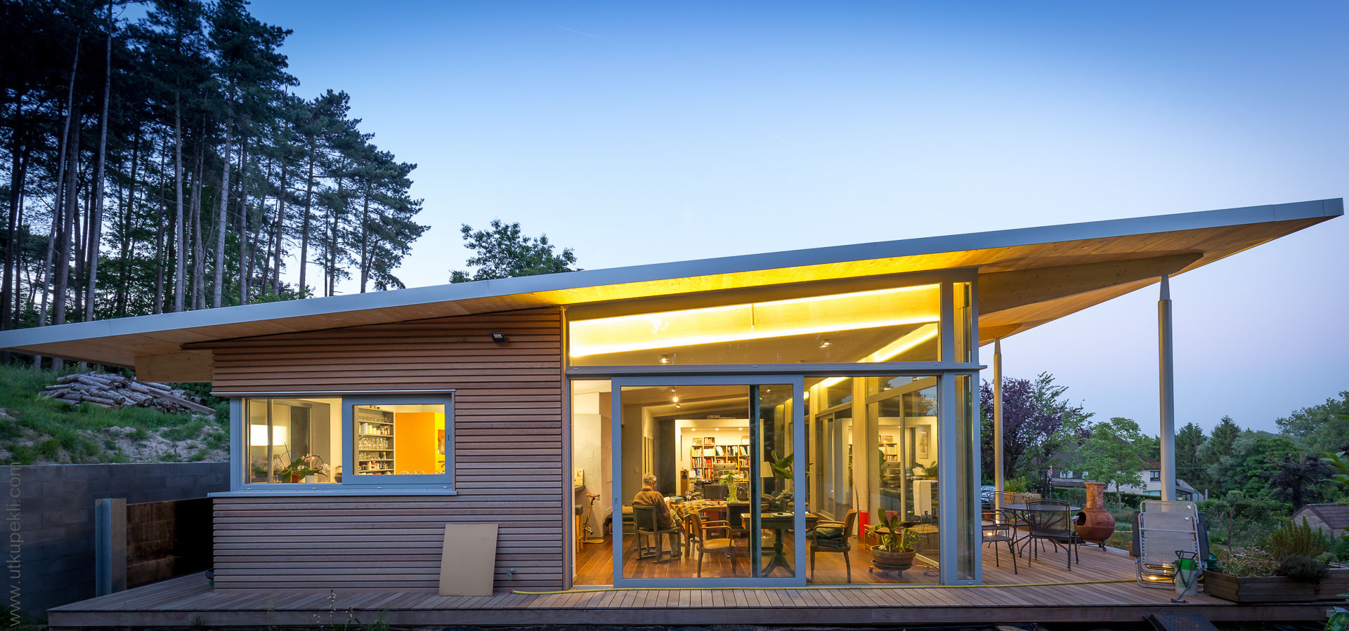 This single-story house is flat out fantastic | homify