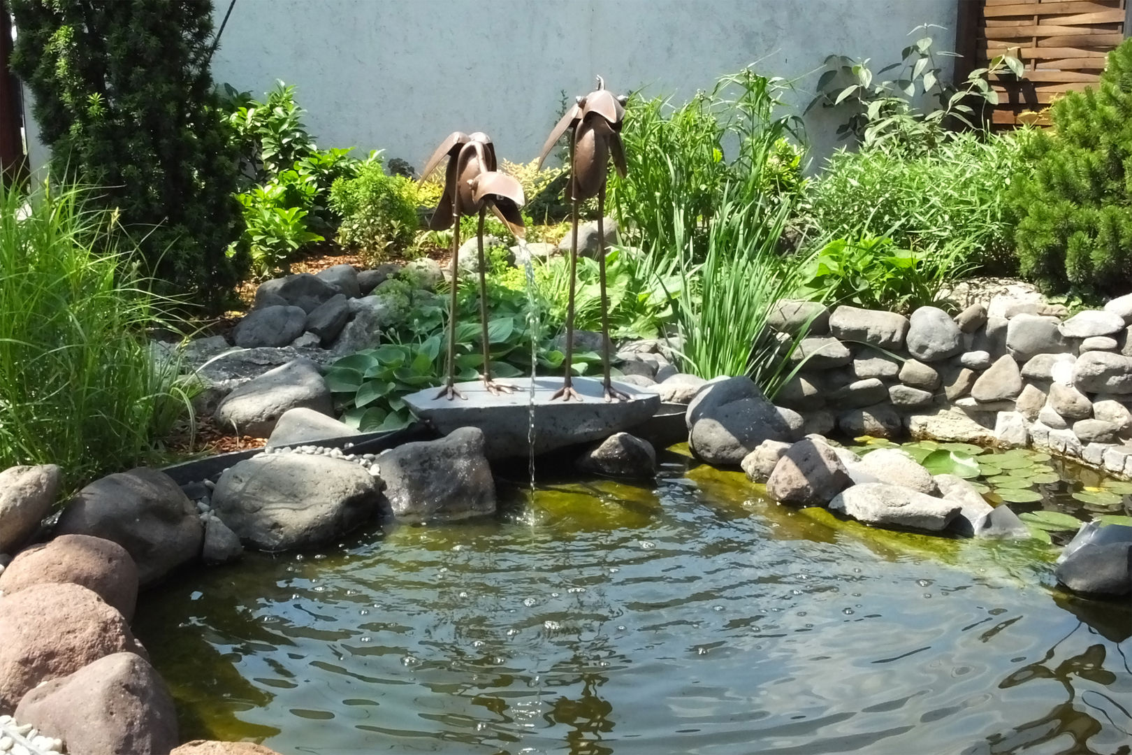 Estanque artificial: ¡10 ideas para tener uno en tu casa ya! | homify