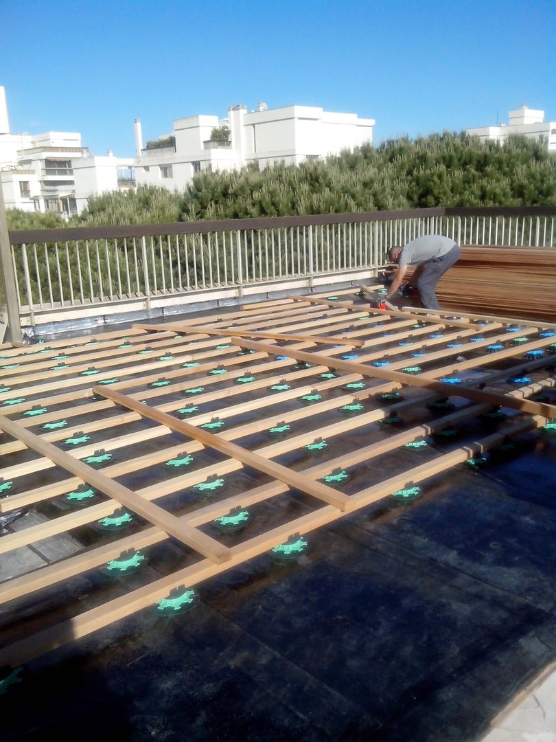 Vorher-Nachher: Maroder Außenbereich wird hippe Holzterrasse! | homify