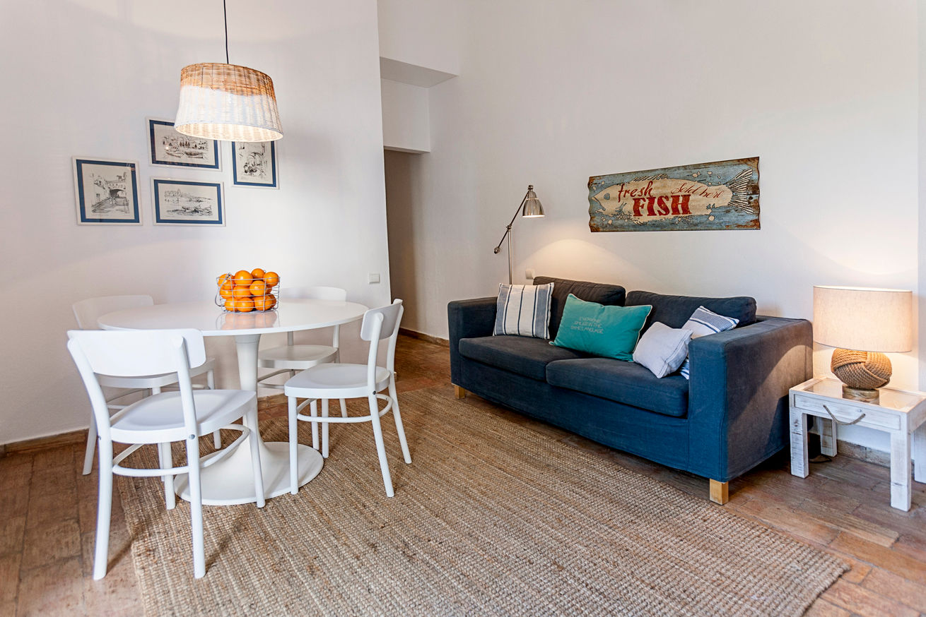 Dining room for your small flat! | homify