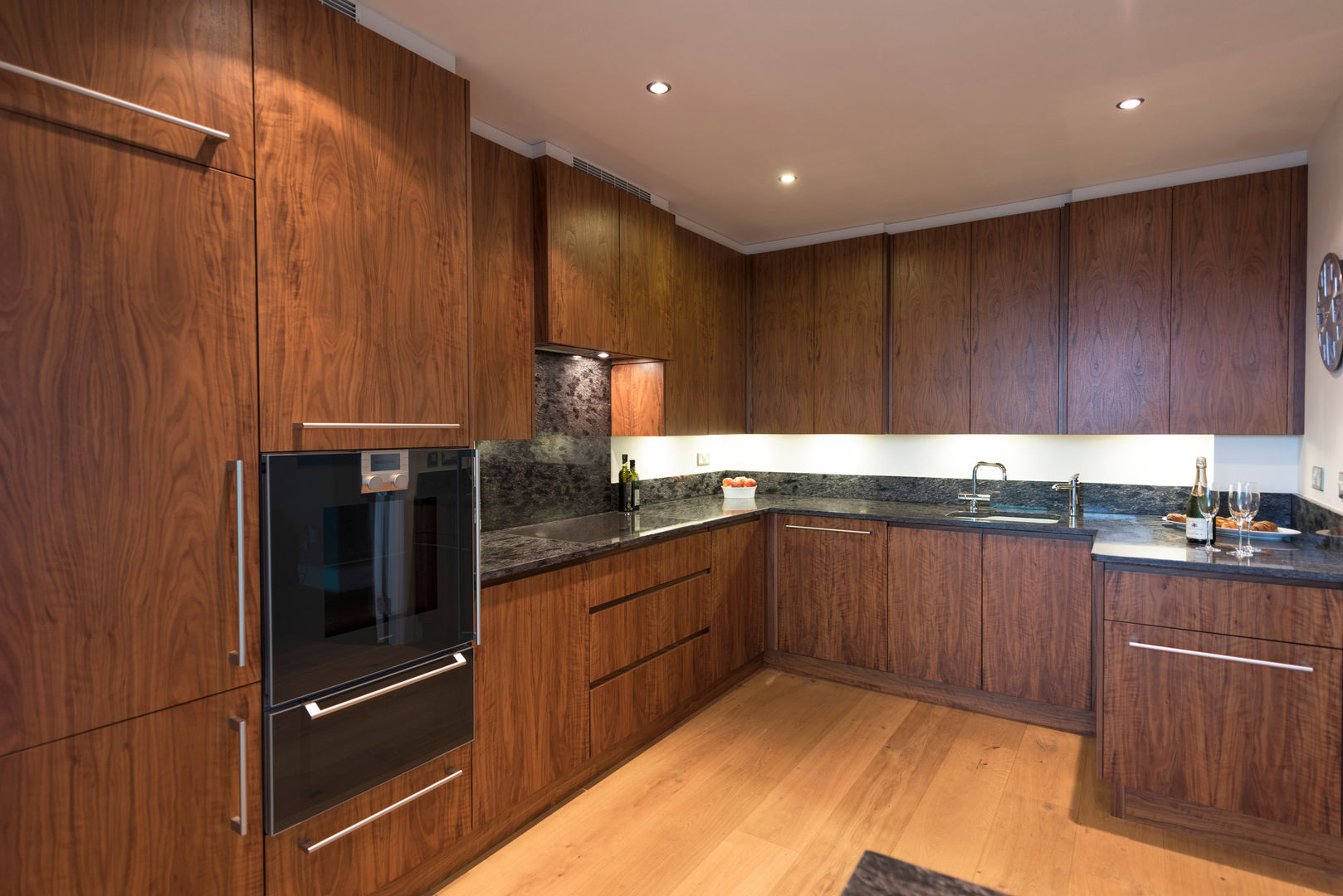 Exploring 10 Ideal Kitchen Designs Tailored to Scorpio Zodiac Traits ...