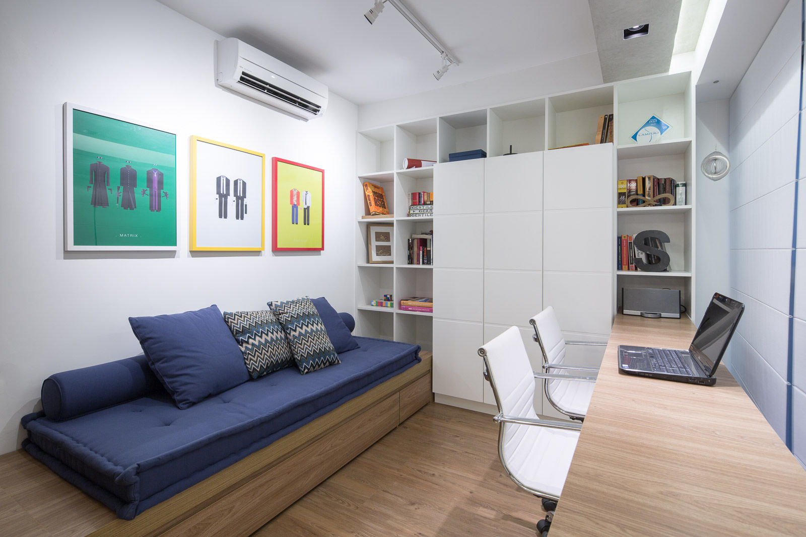 Clever ideas to create office space in small apartments | homify