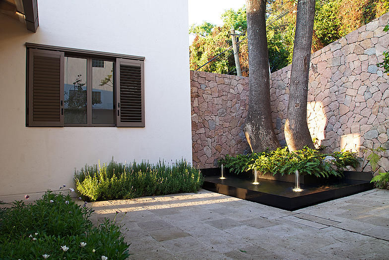 14 Fuentes modernas para el patio y la entrada de tu casa | homify