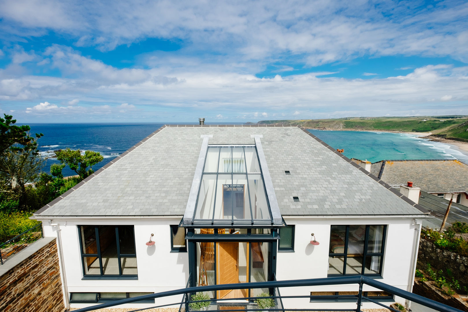 This couple built their dream home - can you guess where it is? | homify