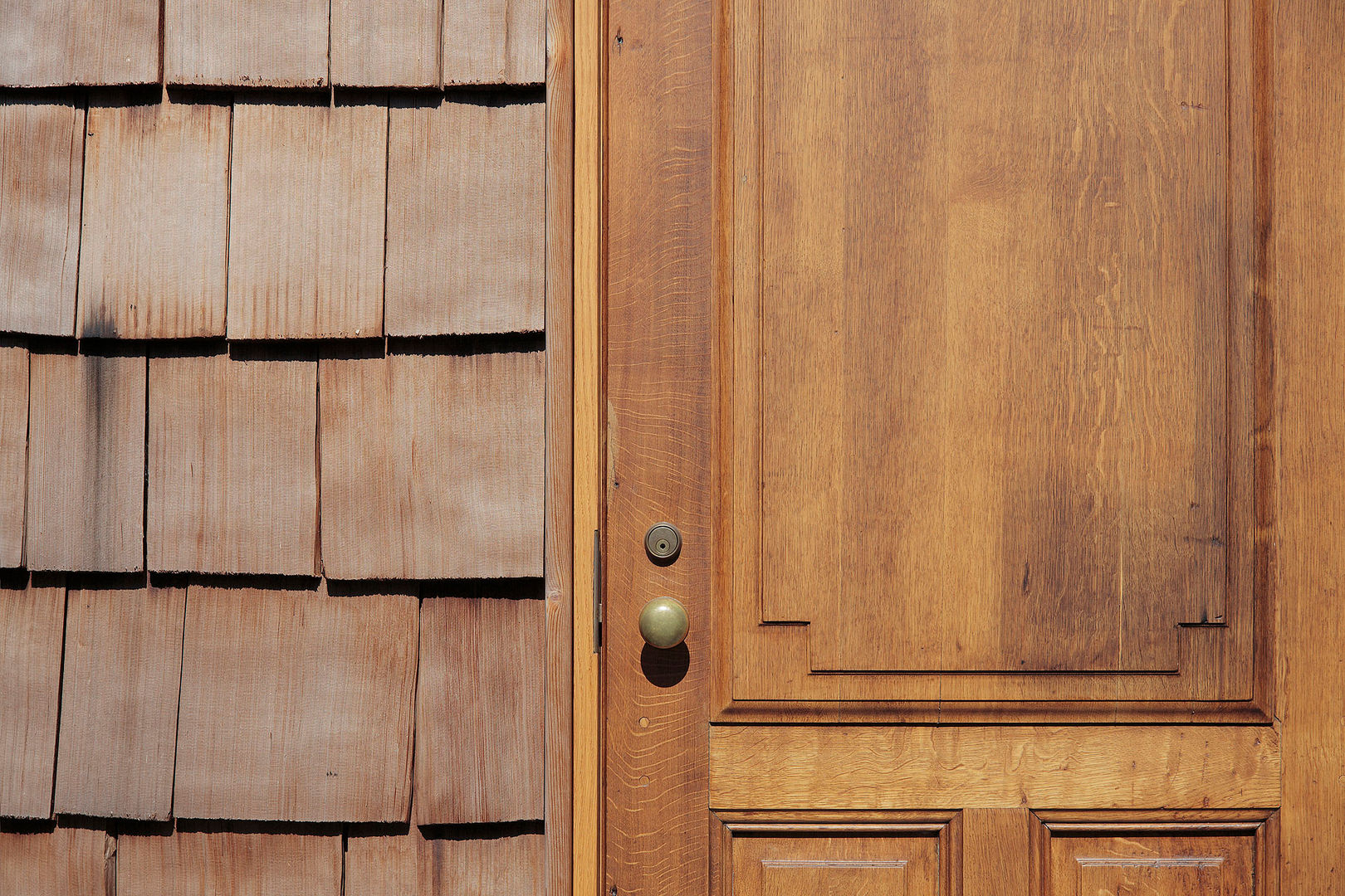 玄関ドアの素材の選び方 | homify