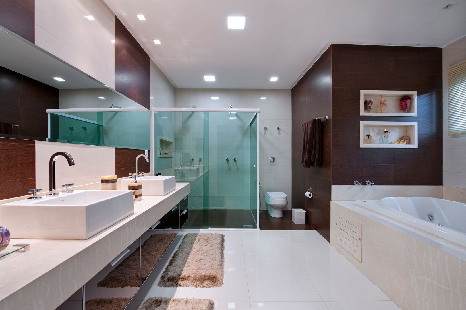 26 Banheiros Incríveis Para Te Inspirar No Seu Piso Em Porcelanato | homify