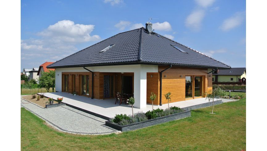 A spacious prefab house built with R1.2 million | homify