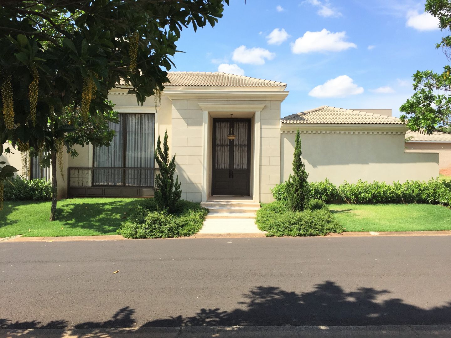 16 Blacksmith Doors for a Stunning Entrance | homify