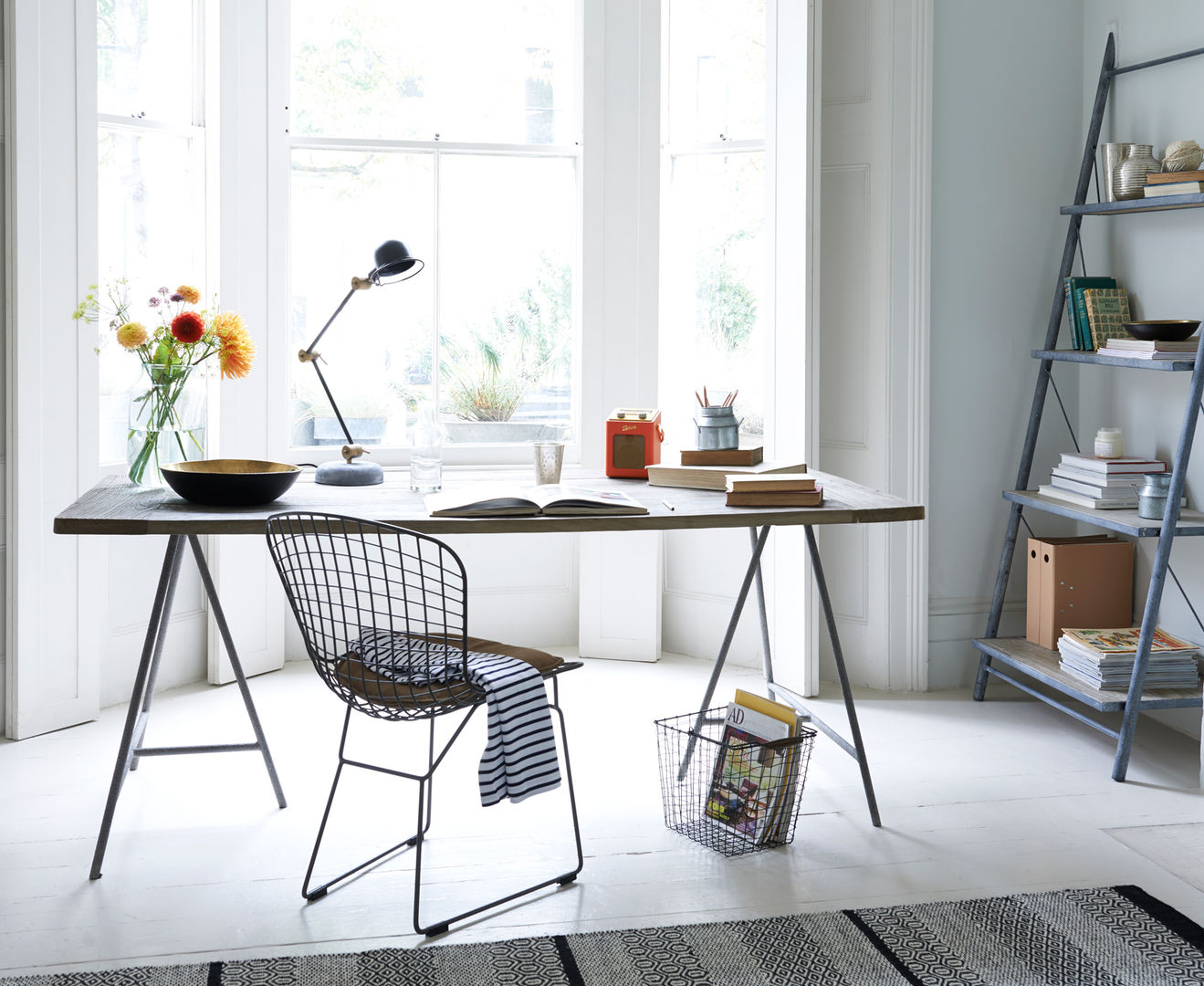 9 utterly unique desks for your home | homify