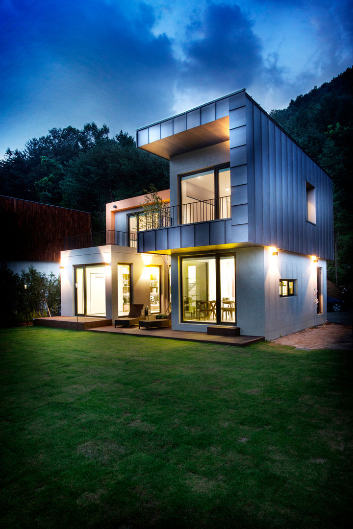 A Colourful Modern Home full of Stylish Delights | homify