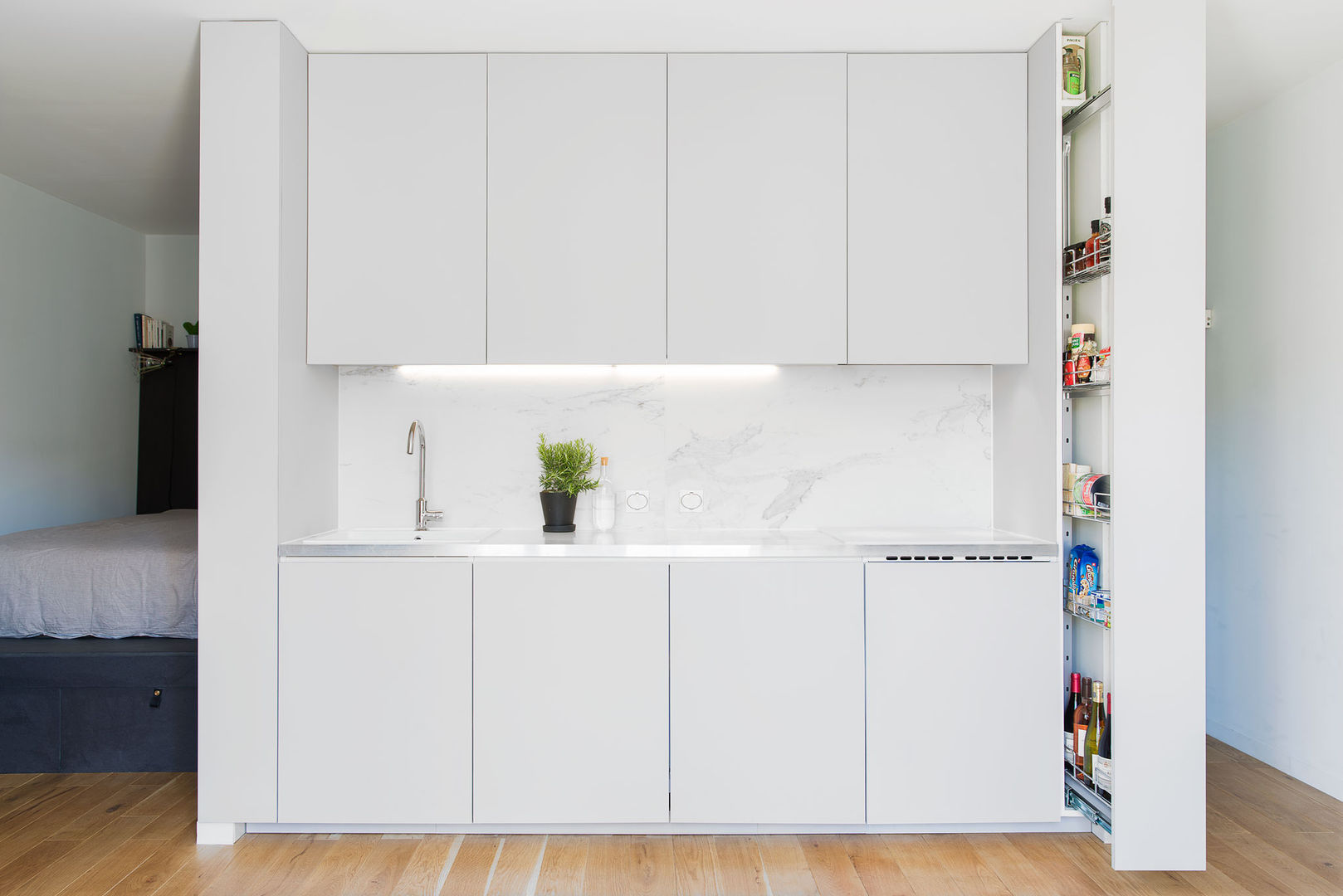 7 Ingenuous Ways of Solving Storage Problems in Your Kitchen | homify