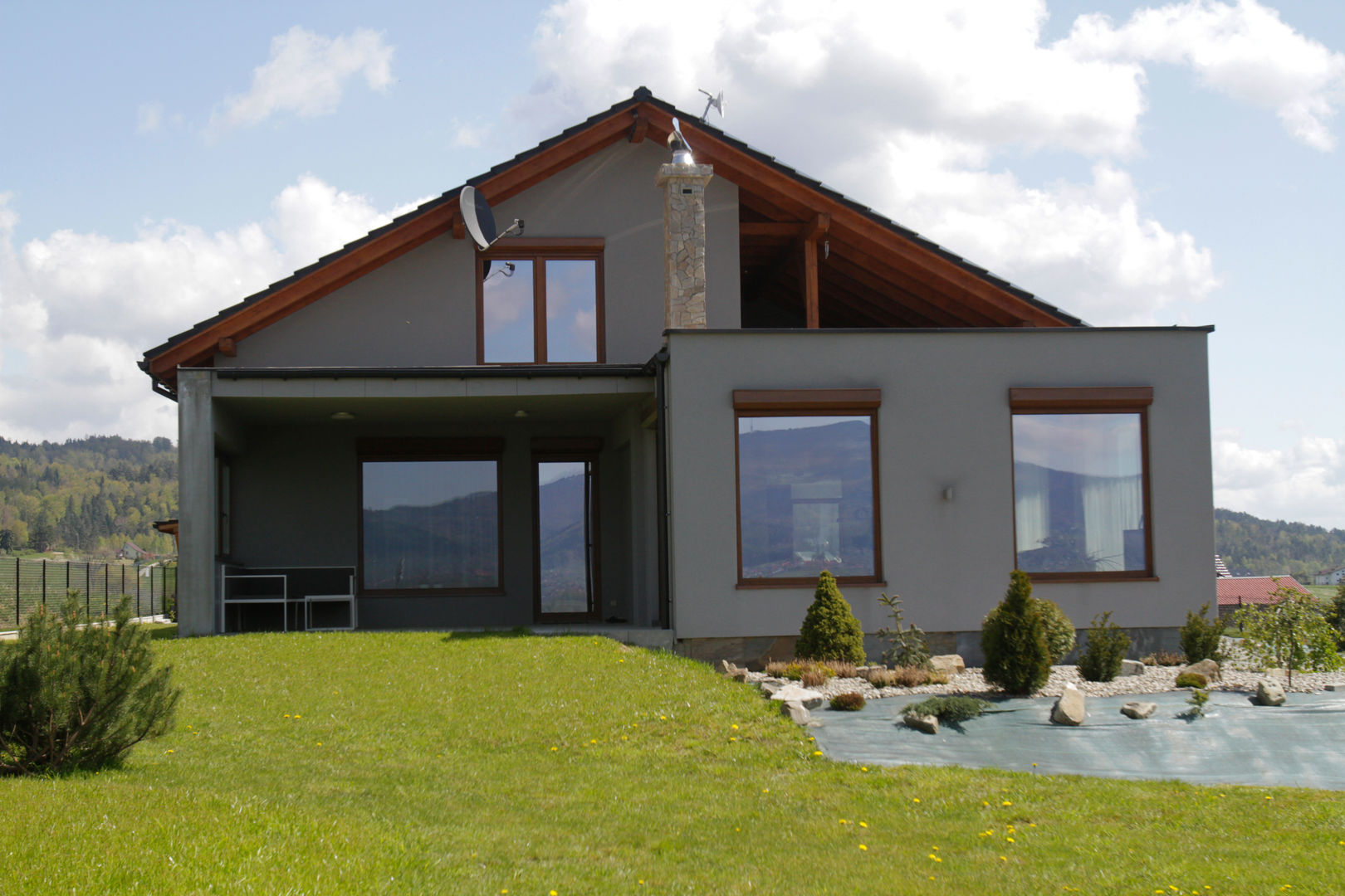 A simple country home built for the future | homify