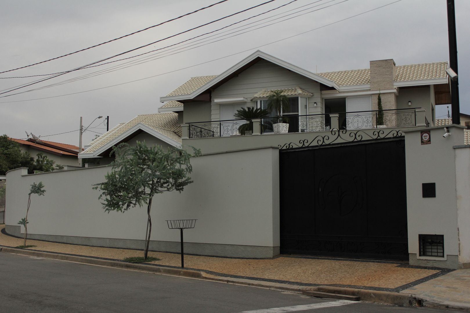 The simple house this family of four is happy to call home | homify