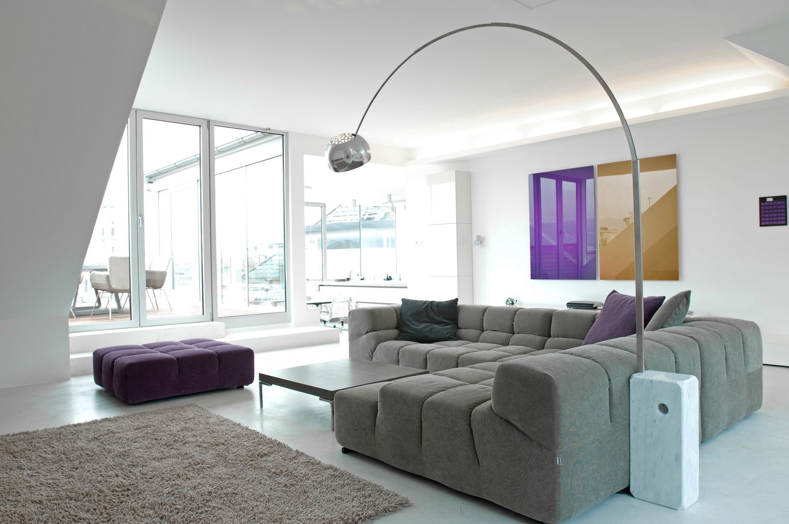 Minimalism perfected in a penthouse | homify