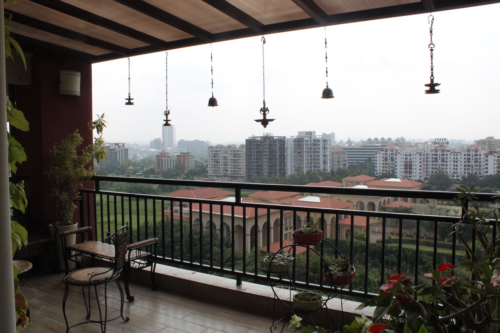 15 ideas to beautify of the entrance and terrace of a 3BHK flat in Pune ...