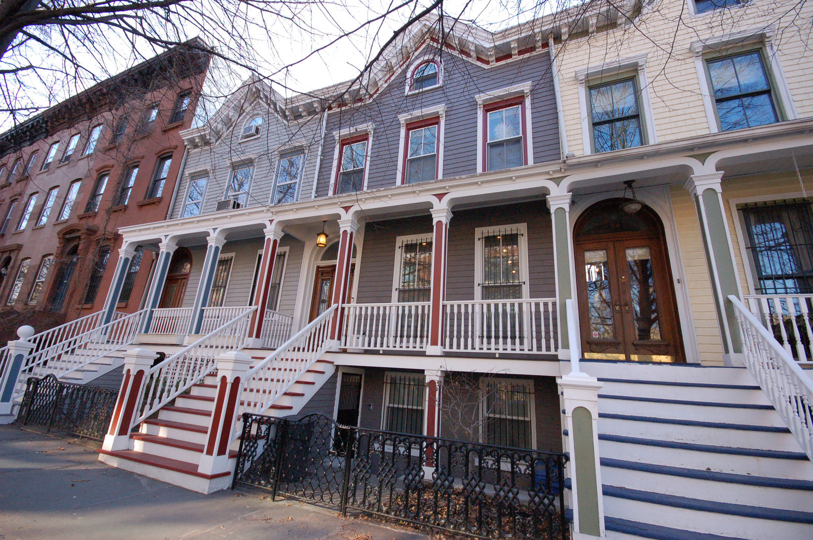 A stately mansion with modern interiors | homify