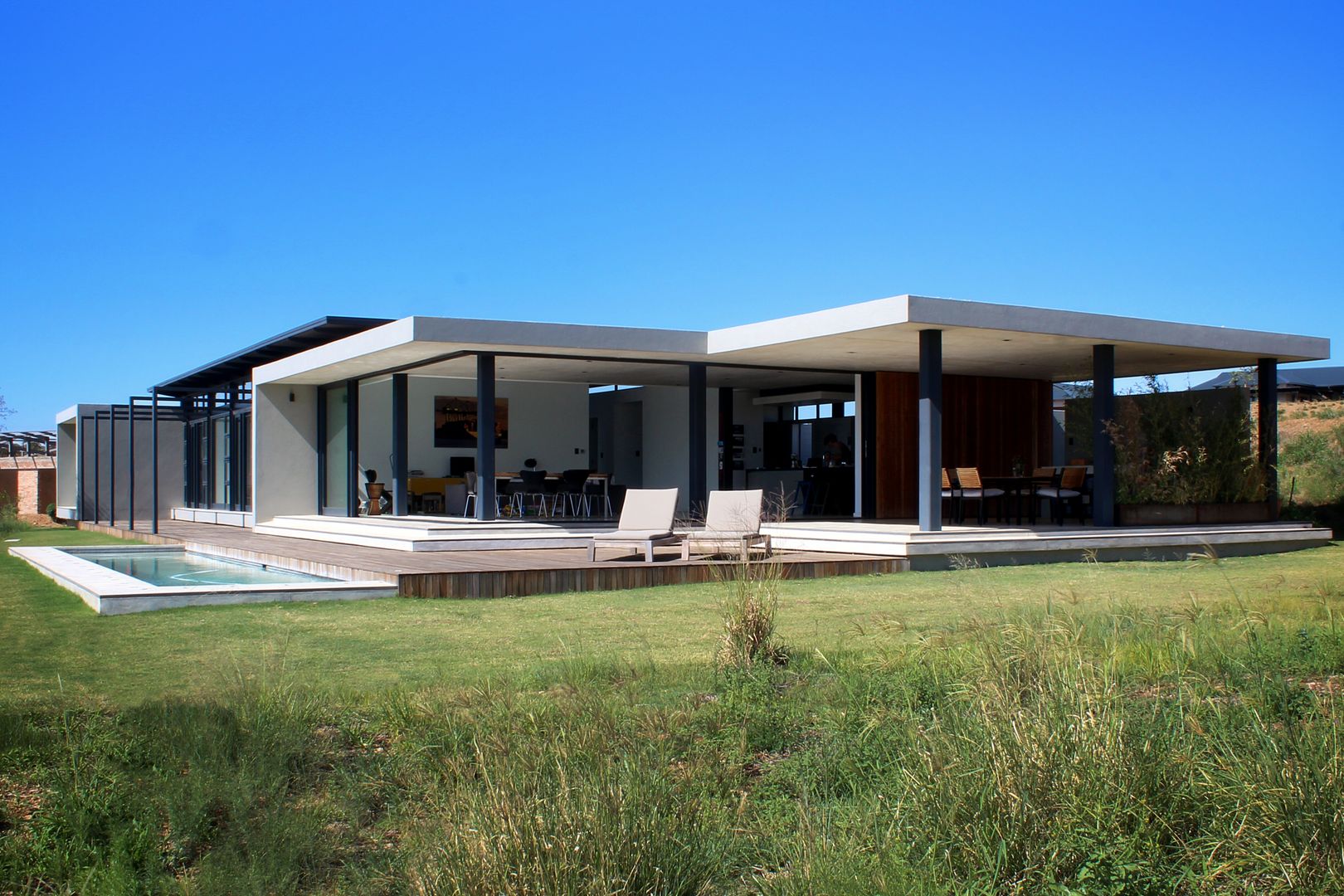 The wonder of flat-roof houses: 9 examples | homify