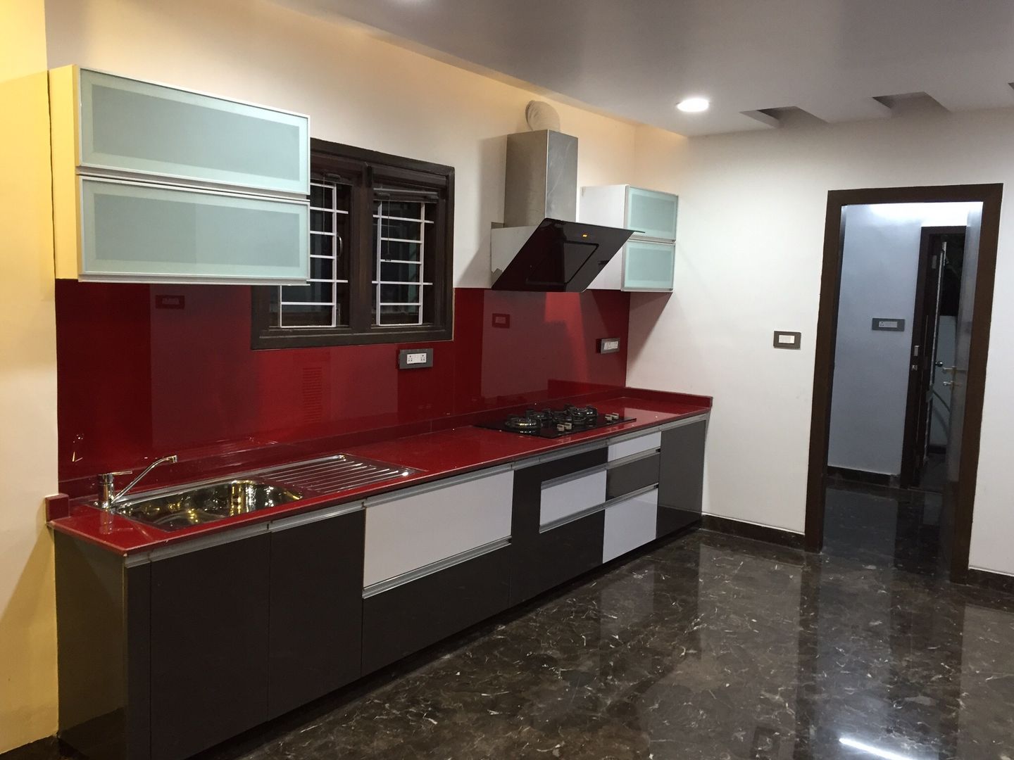 7 best materials for busy Indian kitchen counter tops | homify