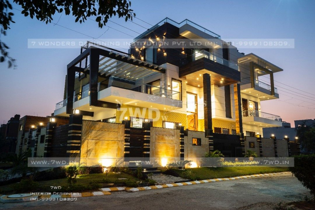 Classic Interior Design for a Palatial House in Gurgaon | homify