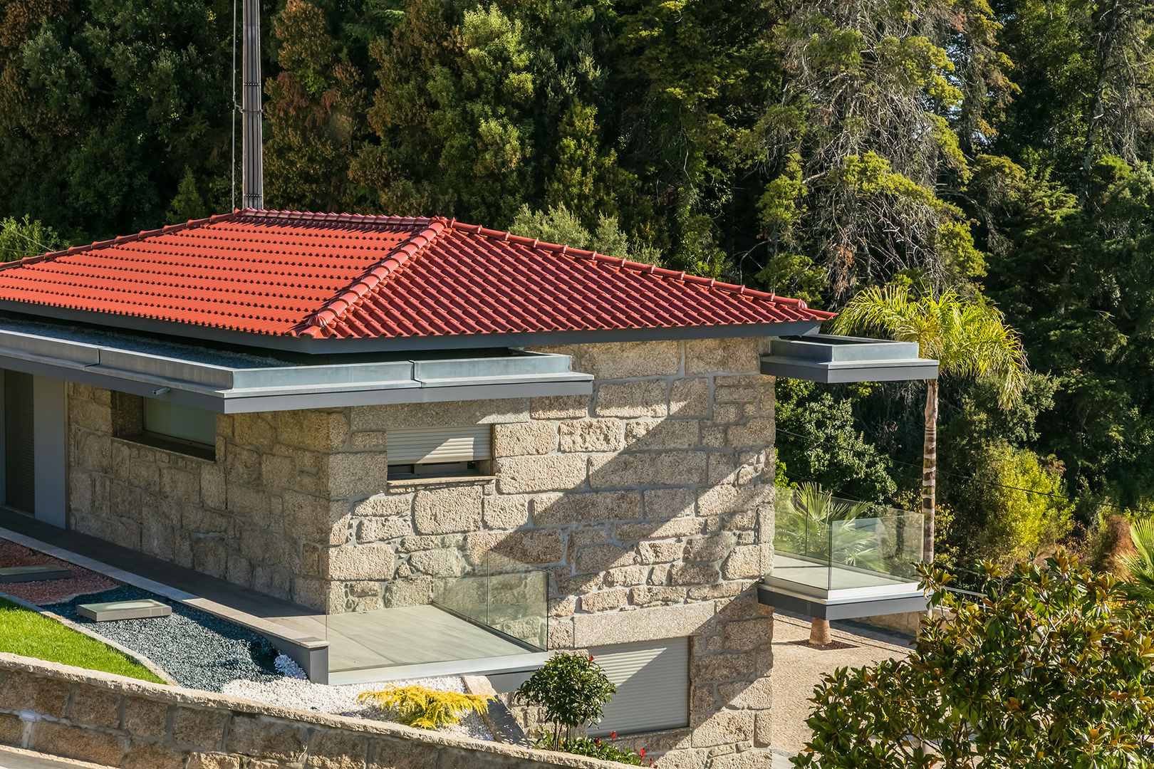 Kompletny przewodnik rynnach: odkryj rodzaje, instalację i ceny | homify