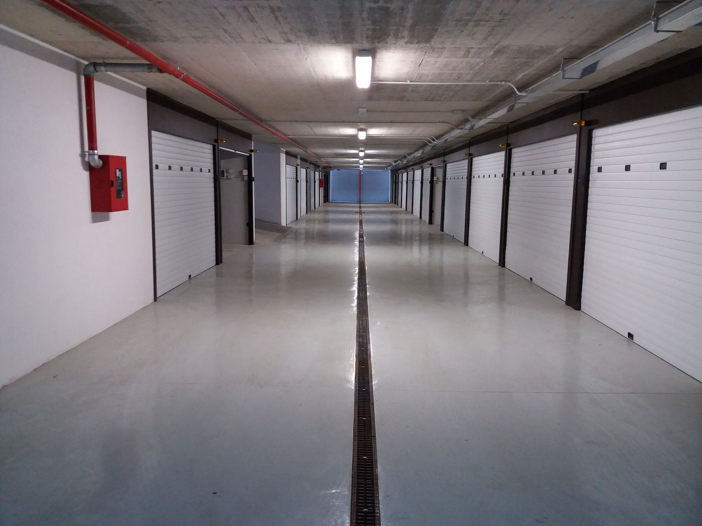 15 Soluzioni Efficaci per il Posto Auto: tra Box Auto, Garage e Tettoie ...