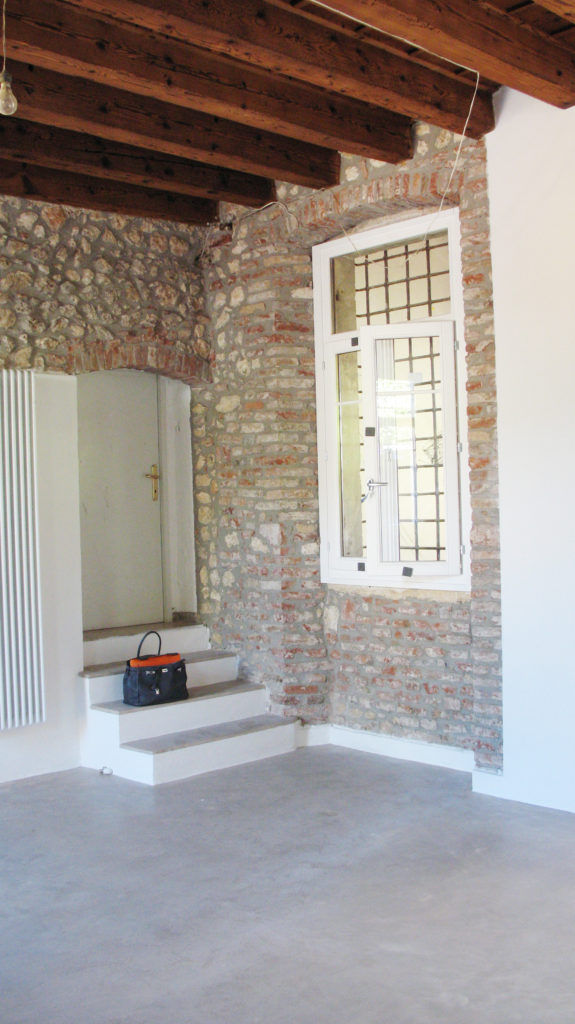 Ristrutturazione Soggiorno Rustico Open Space a Verona | homify