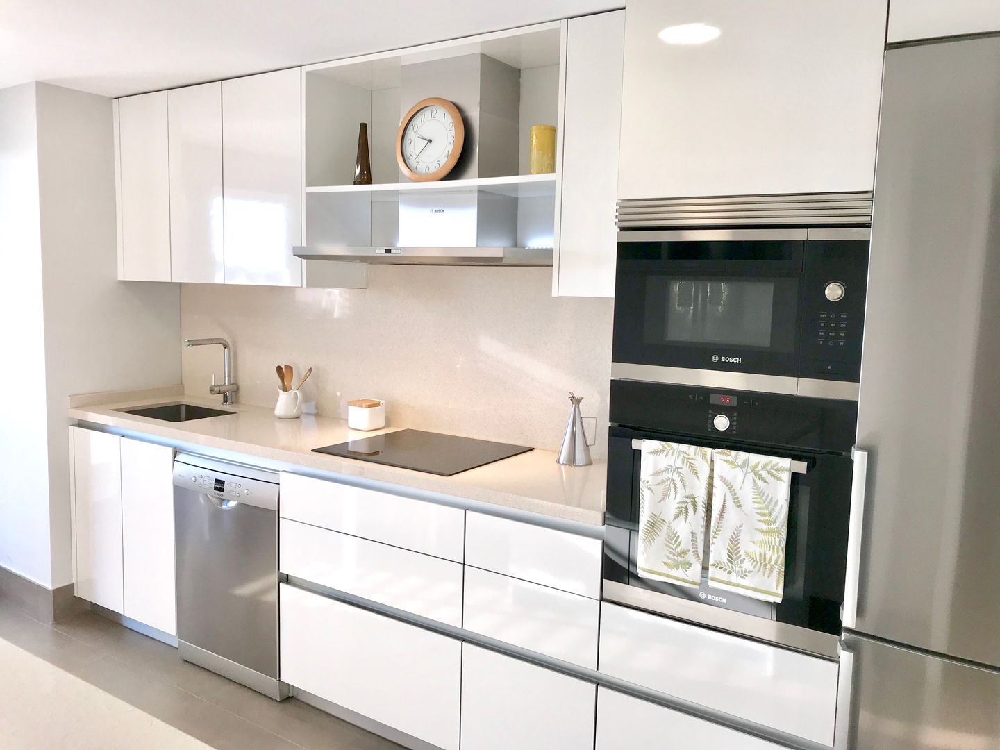 10 Diseñadores te muestran... Ideas para Cocinas de una Pared | homify