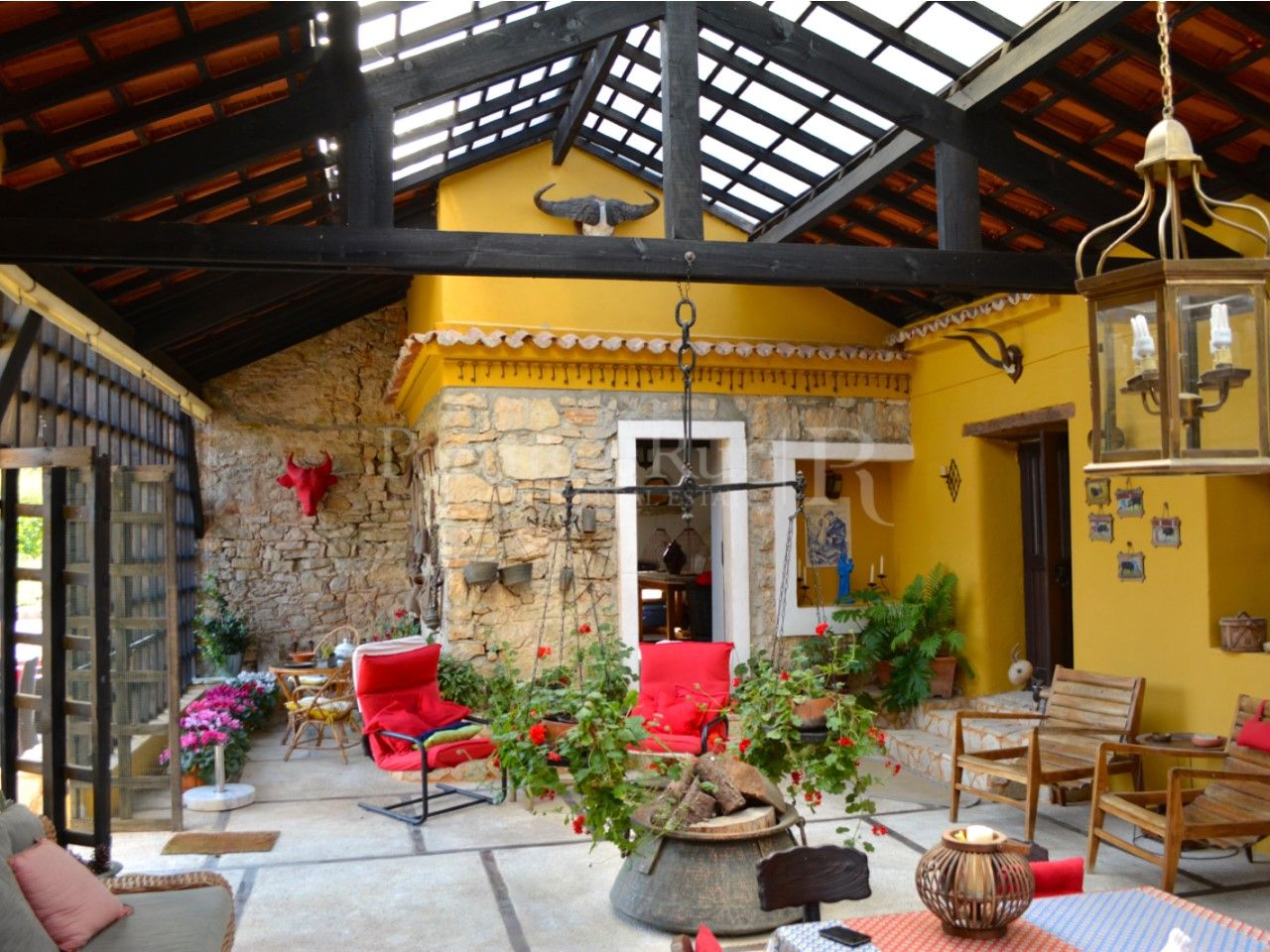 10 Ideias de Decoração Rústica com Muita Pedra | homify