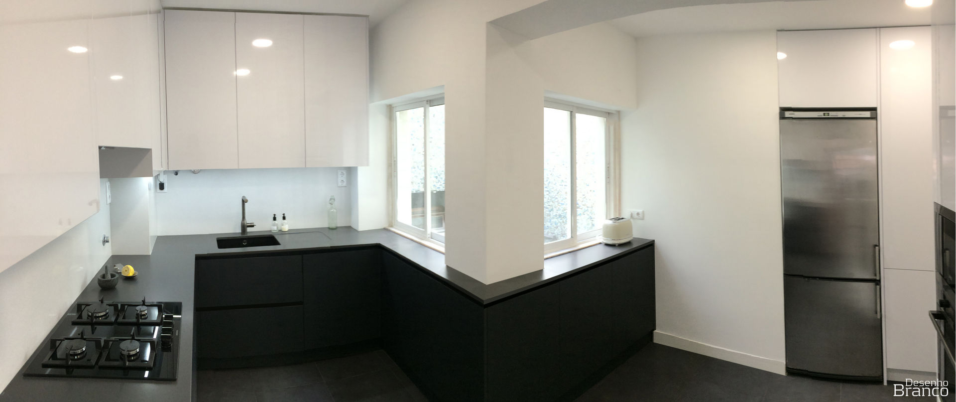 Remodelação profunda de apartamento, com WC adaptado para mobilidade ...