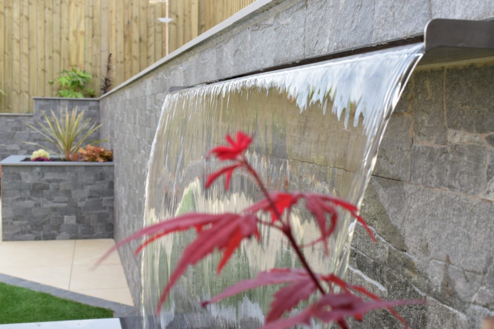 How Beautiful Water Blade Cascades Add Style to the Garden Landscape ...