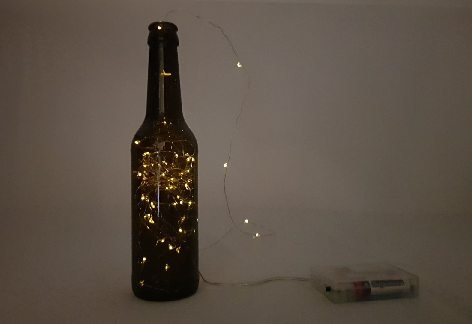DIY: Cómo hacer una lámpara con una botella de cerveza | homify