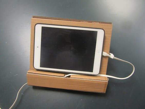 DIY: How to make a Tablet Holder using Cardboard | homify