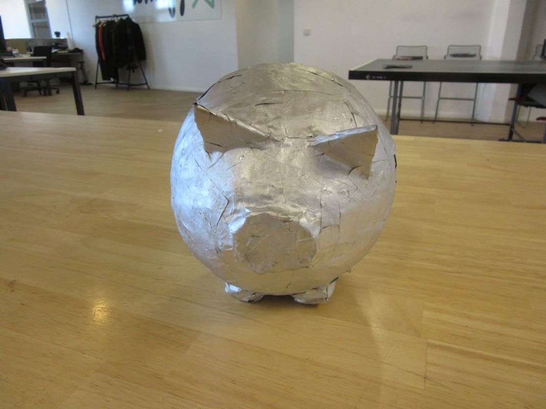 DIY: How to make a handmade paper piggy bank | homify