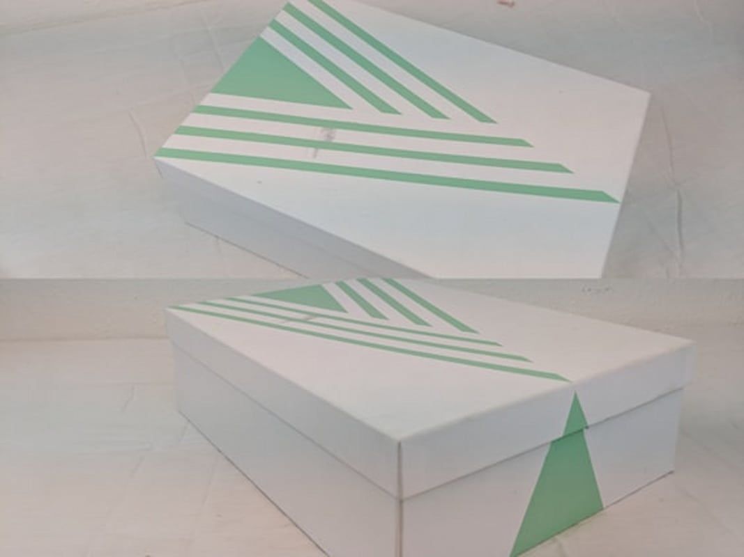 DIY: How to decorate a shoe box for gift package | homify