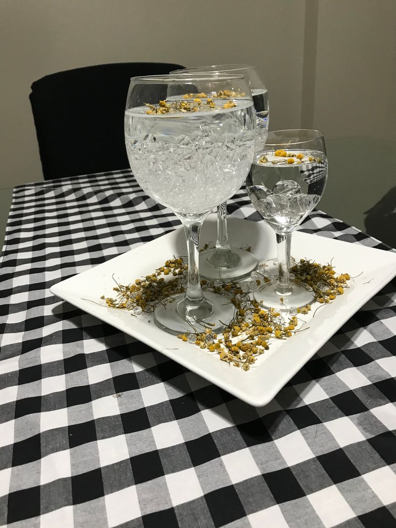 How to Make a Table Runner | Learn to Sew a DIY Table Runner in 6 Steps ...