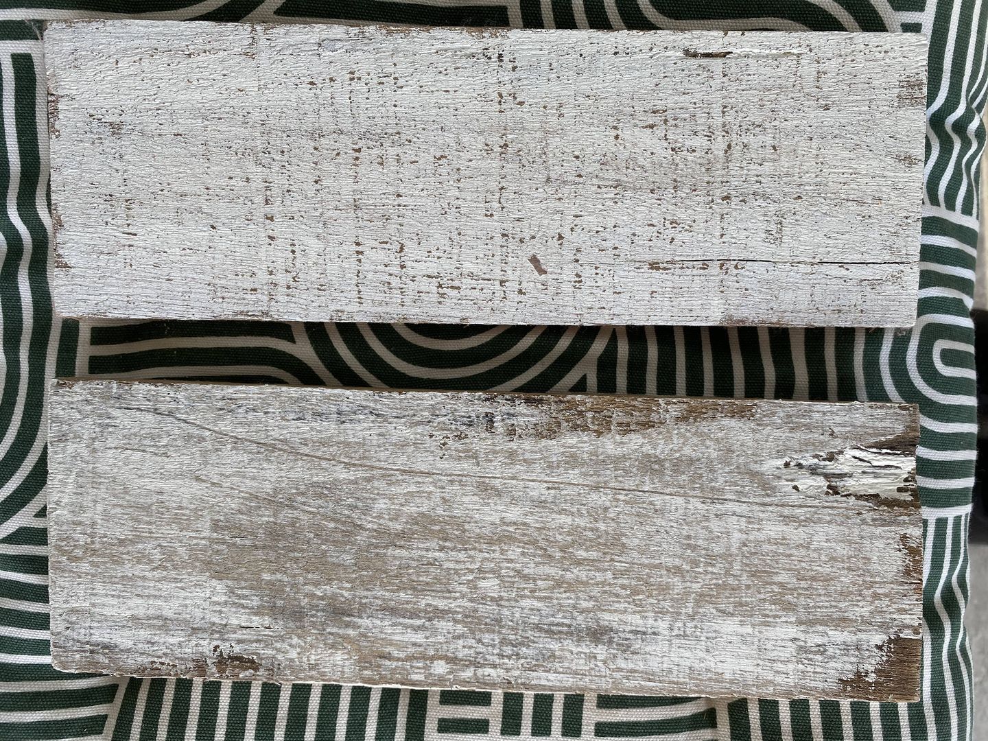 DIY Tutorial On How To Whitewash Wood In 7 Simple Steps | homify