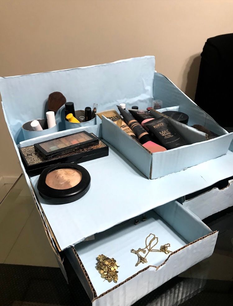 6 Steps DIY Guide on How to Make a Cardboard Makeup Organiser | homify