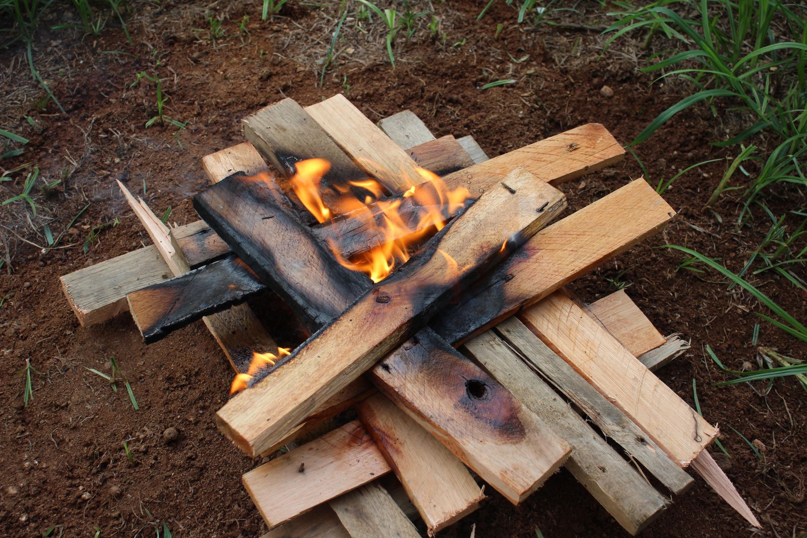 How to Light a Fire (Safely) in 6 Steps | homify