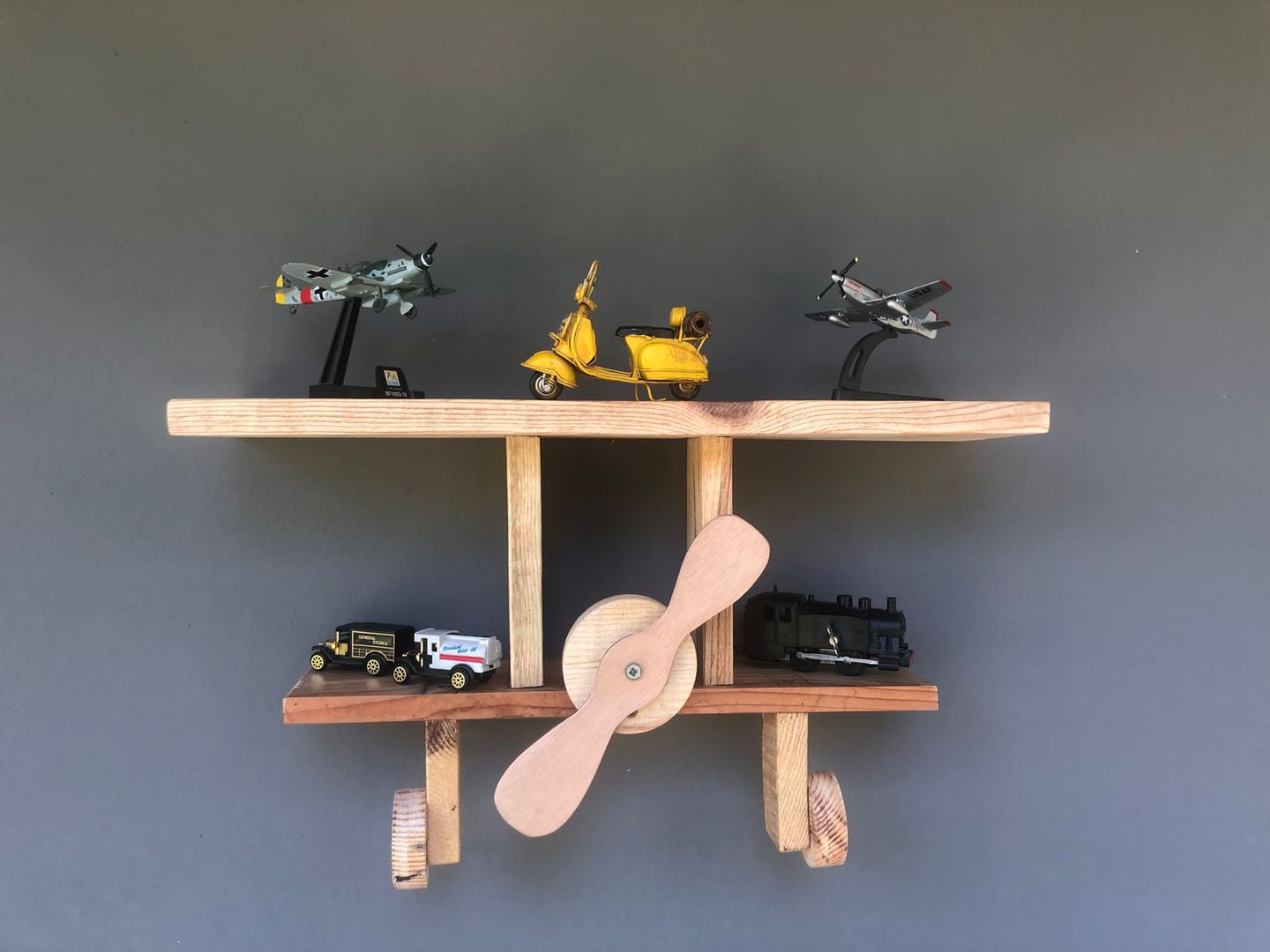 How to Make A DIY Airplane Shelf for Kids Rooms [17 Easy Steps] | homify
