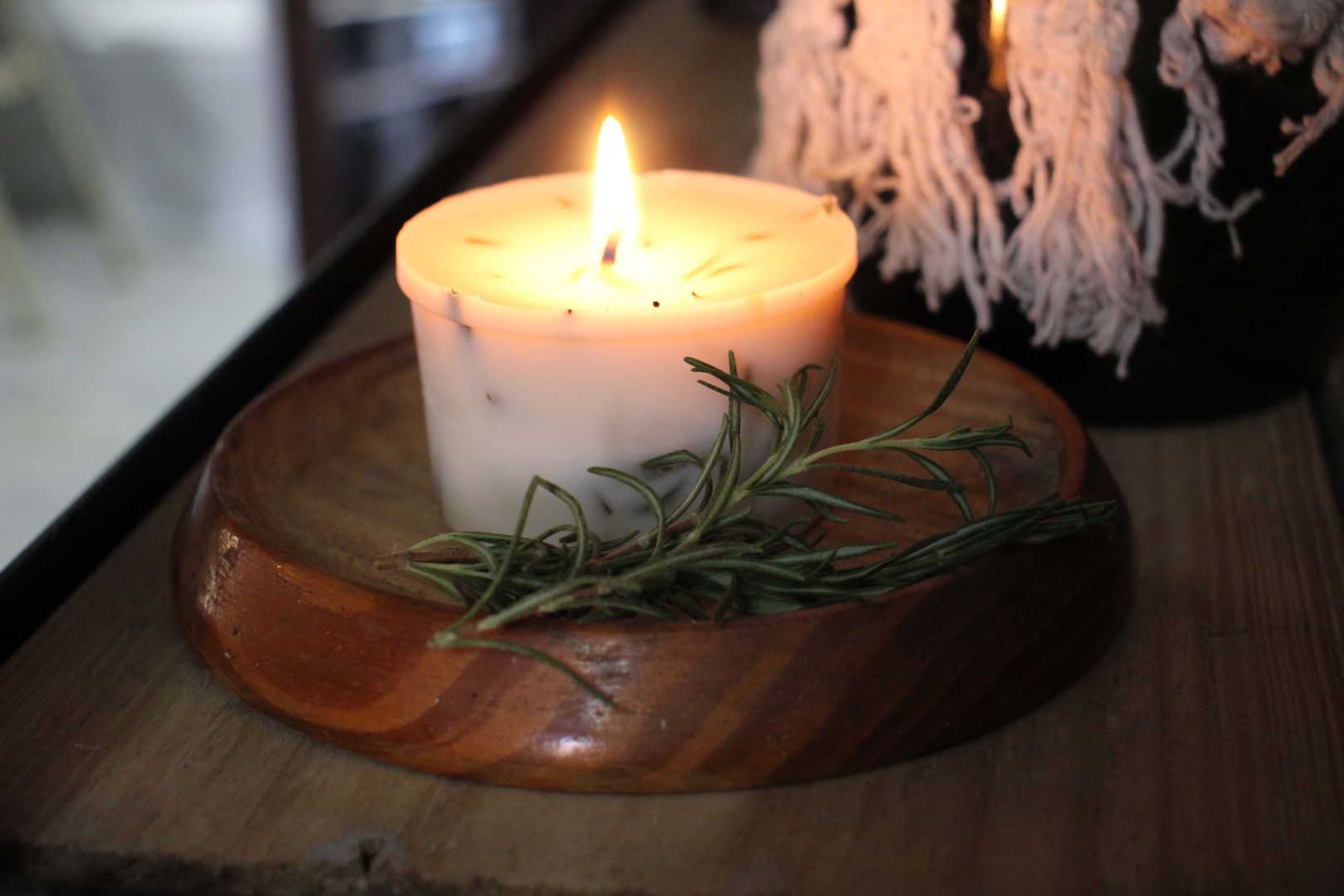 11-Step DIY Gorgeous Rosemary Candles | homify