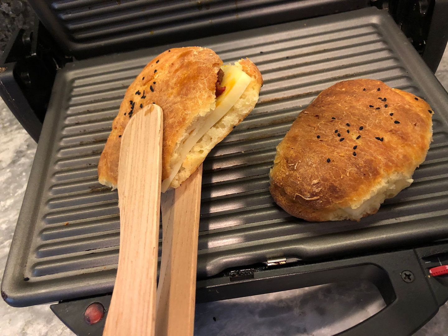 How to make wooden salad and toast tongs in 13 Easy Steps | homify