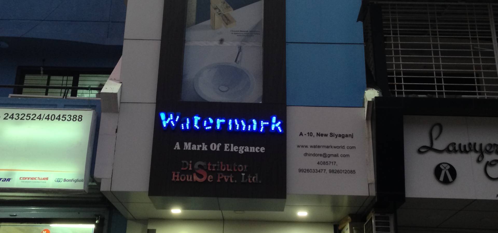 Distributor House Pvt Ltd: Kitchen & Bathroom Fittings in Indore | homify